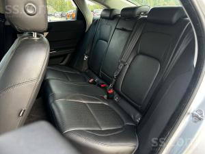 Grey Jaguar XF 2016 in Jelgava, with an engine capacity of 2.00 L and mileage of 0 thousand km for 8590 €, photo 15 on AUTOMOTO.COM.LV