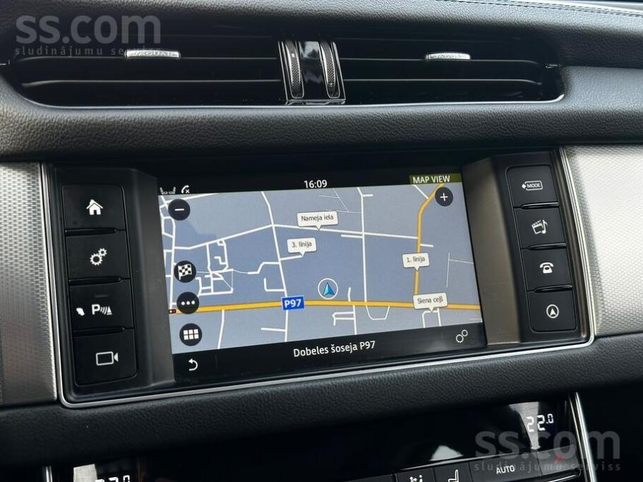 Grey Jaguar XF 2016 in Jelgava, with an engine capacity of 2.00 L and mileage of 0 thousand km for 8590 €, photo 22 on AUTOMOTO.COM.LV