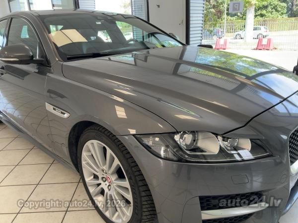 Grey Jaguar XF 2017 in Parnu, with an engine capacity of 2.00 L and mileage of 150 thousand km for 11500 €, photo 2 on AUTOMOTO.COM.LV