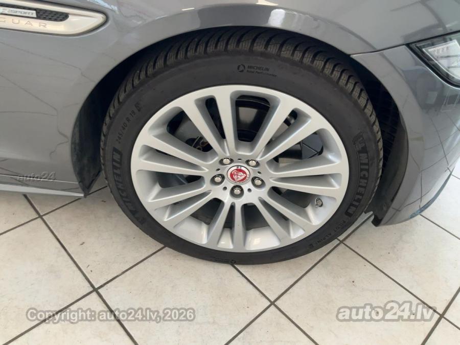 Grey Jaguar XF 2017 in Parnu, with an engine capacity of 2.00 L and mileage of 150 thousand km for 11500 €, photo 8 on AUTOMOTO.COM.LV