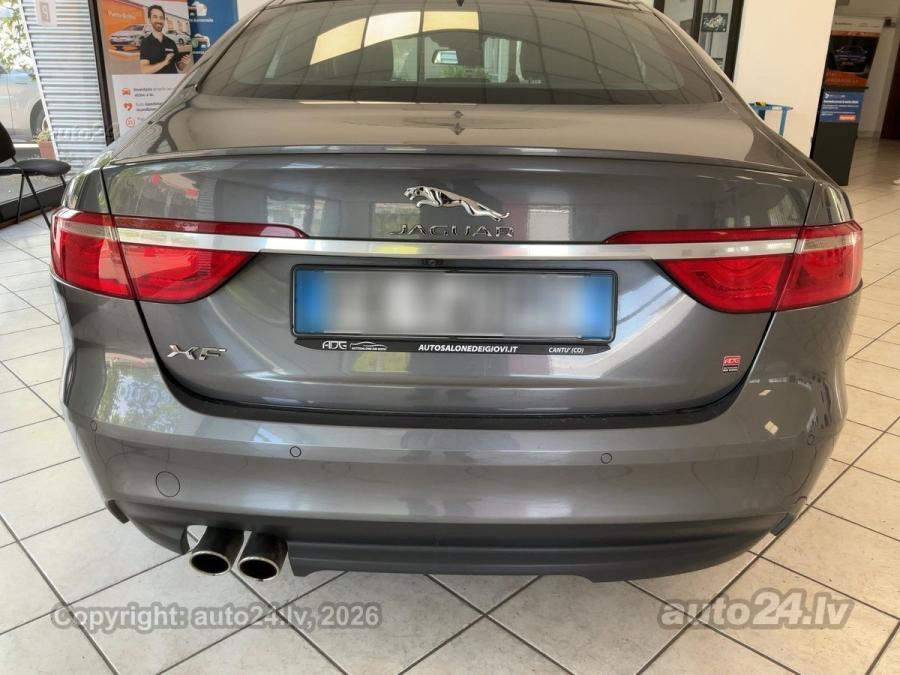 Grey Jaguar XF 2017 in Parnu, with an engine capacity of 2.00 L and mileage of 150 thousand km for 11500 €, photo 13 on AUTOMOTO.COM.LV
