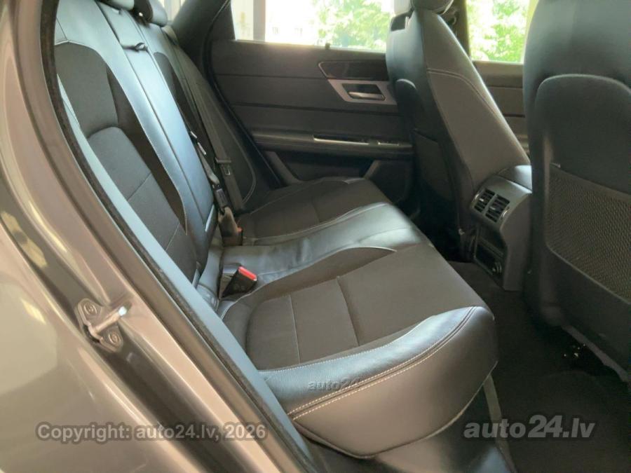 Grey Jaguar XF 2017 in Parnu, with an engine capacity of 2.00 L and mileage of 150 thousand km for 11500 €, photo 15 on AUTOMOTO.COM.LV
