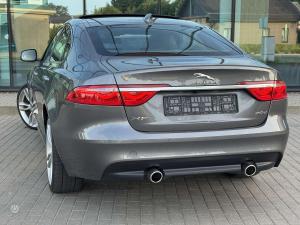 Grey Jaguar XF 2017 in Utena, with an engine capacity of 2.99 L and mileage of 260 thousand km for 9990 €, photo 7 on AUTOMOTO.COM.LV