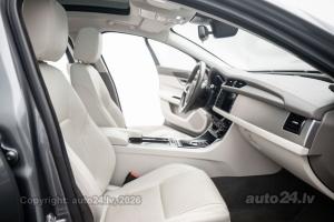 Grey Jaguar XF 2017 in Tallinn, with an engine capacity of 2.00 L and mileage of 196 thousand km for 12999 €, photo 12 on AUTOMOTO.COM.LV