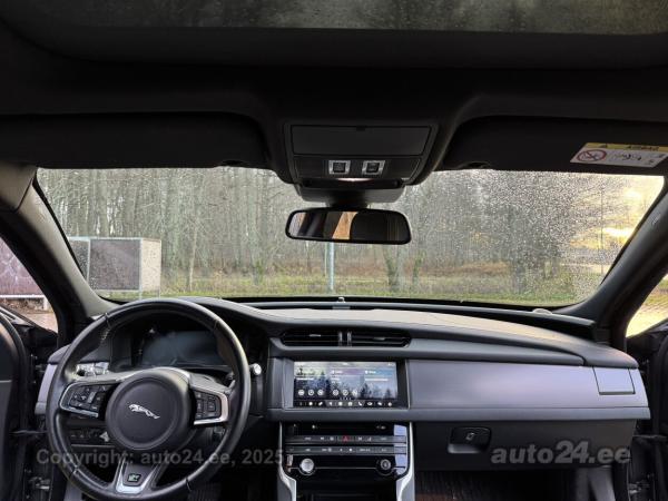 Pelēks Jaguar XF 2018 Tallina, ar dzinēja tilpumu 2.00 L un nobraukumu 81 tūkst. km par 20500 €, foto 11 vietnē AUTOMOTO.COM.LV
