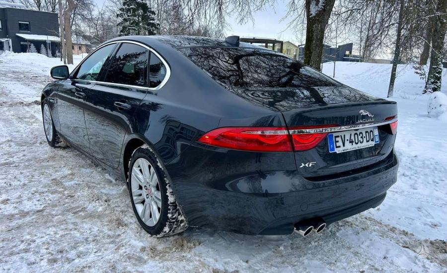 Pelēks Jaguar XF 2018 Tauragė, ar dzinēja tilpumu 2.00 L un nobraukumu 160 tūkst. km par 10400 €, foto 2 vietnē AUTOMOTO.COM.LV