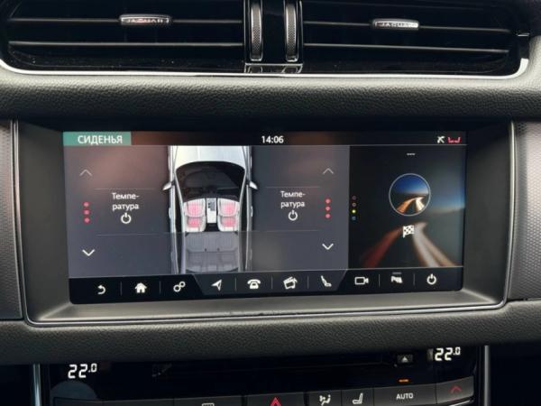 Grey Jaguar XF 2018 in Riga, with an engine capacity of 2.00 L and mileage of 146 thousand km for 16990 €, photo 3 on AUTOMOTO.COM.LV