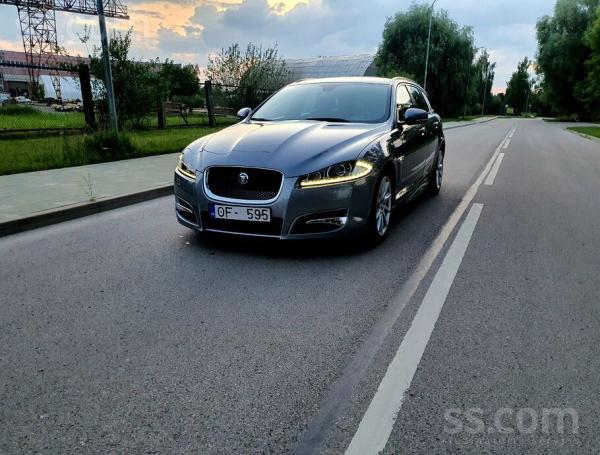 Pelēks Jaguar XF 2014 Jelgava, ar dzinēja tilpumu 2.20 L un nobraukumu 330 tūkst. km par 7770 €, foto 2 vietnē AUTOMOTO.COM.LV