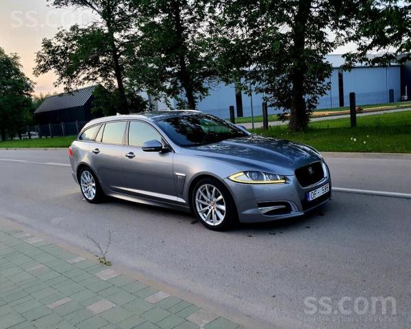 Pelēks Jaguar XF 2014 Jelgava, ar dzinēja tilpumu 2.20 L un nobraukumu 330 tūkst. km par 7770 €, foto 6 vietnē AUTOMOTO.COM.LV