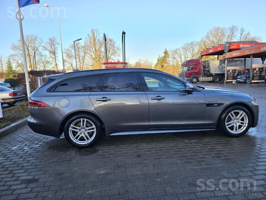 Grey Jaguar XF 2019 in Jelgava, with an engine capacity of 2.00 L and mileage of 150 thousand km for 16000 €, photo 6 on AUTOMOTO.COM.LV