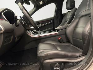 Grey Jaguar XF 2021 in Tallinn, with an engine capacity of 2.00 L and mileage of 70 thousand km for 26900 €, photo 6 on AUTOMOTO.COM.LV