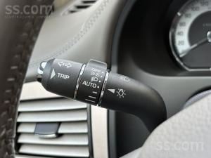 Красный Ягуар ХФ 2008 в Рига, объемом двигателя 3.00 л и пробегом 142 тыс. км за 6500 €, фото 25 на AUTOMOTO.COM.LV