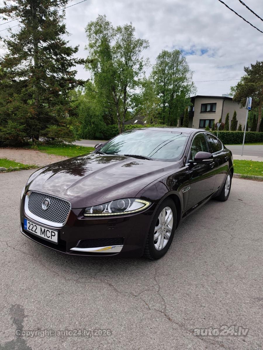 Sarkans Jaguar XF 2011 Tallina, ar dzinēja tilpumu 2.20 L un nobraukumu 270 tūkst. km par 7777 €, foto 1 vietnē AUTOMOTO.COM.LV