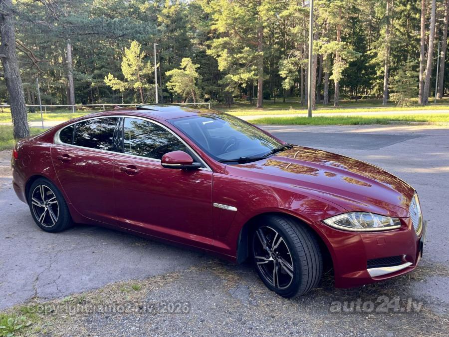 Red Jaguar XF 2013 in Tallinn, with an engine capacity of 3.00 L and mileage of 267 thousand km for 8400 €, photo 3 on AUTOMOTO.COM.LV