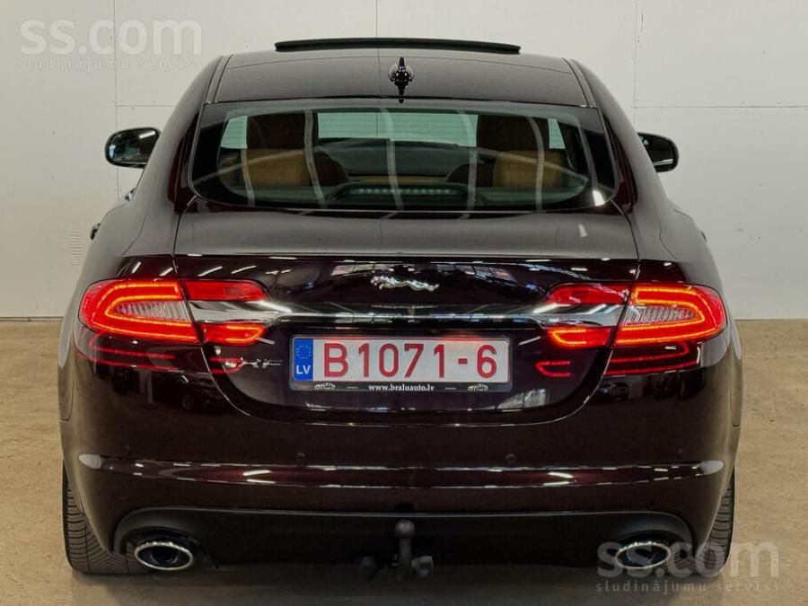 Sarkans Jaguar XF 2015 Jūrmala, ar dzinēja tilpumu 3.00 L un nobraukumu 193 tūkst. km par 9850 €, foto 15 vietnē AUTOMOTO.COM.LV