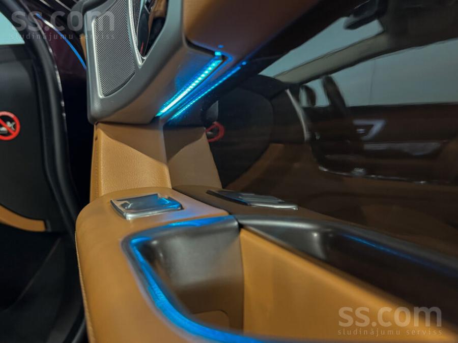 Sarkans Jaguar XF 2015 Jūrmala, ar dzinēja tilpumu 3.00 L un nobraukumu 193 tūkst. km par 9850 €, foto 24 vietnē AUTOMOTO.COM.LV