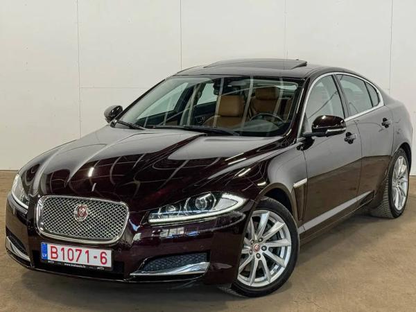 Sarkans Jaguar XF 2015 Jūrmala, ar dzinēja tilpumu 3.00 L un nobraukumu 193 tūkst. km par 9850 €, foto 1 vietnē AUTOMOTO.COM.LV