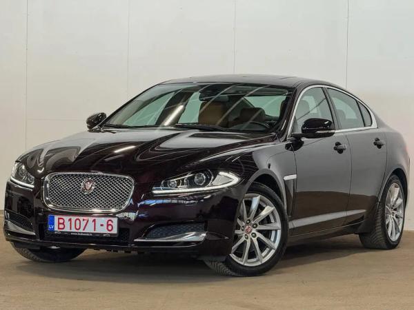 Sarkans Jaguar XF 2015 Jūrmala, ar dzinēja tilpumu 3.00 L un nobraukumu 193 tūkst. km par 9850 €, foto 3 vietnē AUTOMOTO.COM.LV