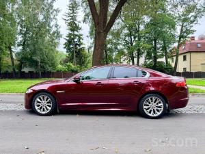 Sarkans Jaguar XF 2015 Rīga, ar dzinēja tilpumu 2.20 L un nobraukumu 294 tūkst. km par 8300 €, foto 4 vietnē AUTOMOTO.COM.LV