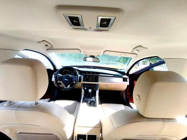 Sarkans Jaguar XF 2016 Kauņa, ar dzinēja tilpumu 2.00 L un nobraukumu 238 tūkst. km par 8900 €, foto 9 vietnē AUTOMOTO.COM.LV