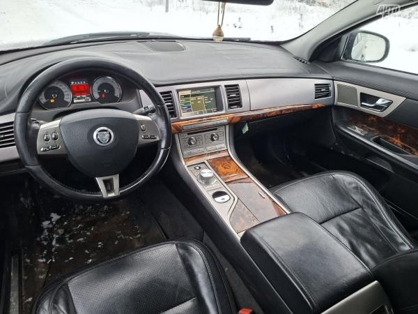 Jaguar XF 2008 Šilutė, ar dzinēja tilpumu 2.70 L un nobraukumu 260 tūkst. km par 1999 €, foto 9 vietnē AUTOMOTO.COM.LV