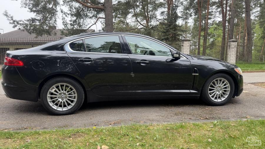 Jaguar XF 2008 in Vilnius, with an engine capacity of 2.70 L and mileage of 290 thousand km for 2250 €, photo 7 on AUTOMOTO.COM.LV