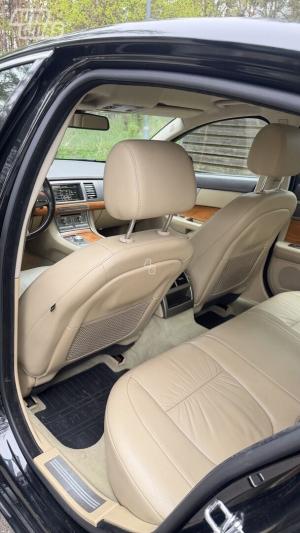 Jaguar XF 2008 in Vilnius, with an engine capacity of 2.70 L and mileage of 290 thousand km for 2250 €, photo 11 on AUTOMOTO.COM.LV