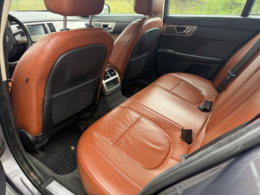 Ягуар ХФ 2008 в Таллин, объемом двигателя 4.20 л и пробегом 254 тыс. км за 11000 €, фото 24 на AUTOMOTO.COM.LV