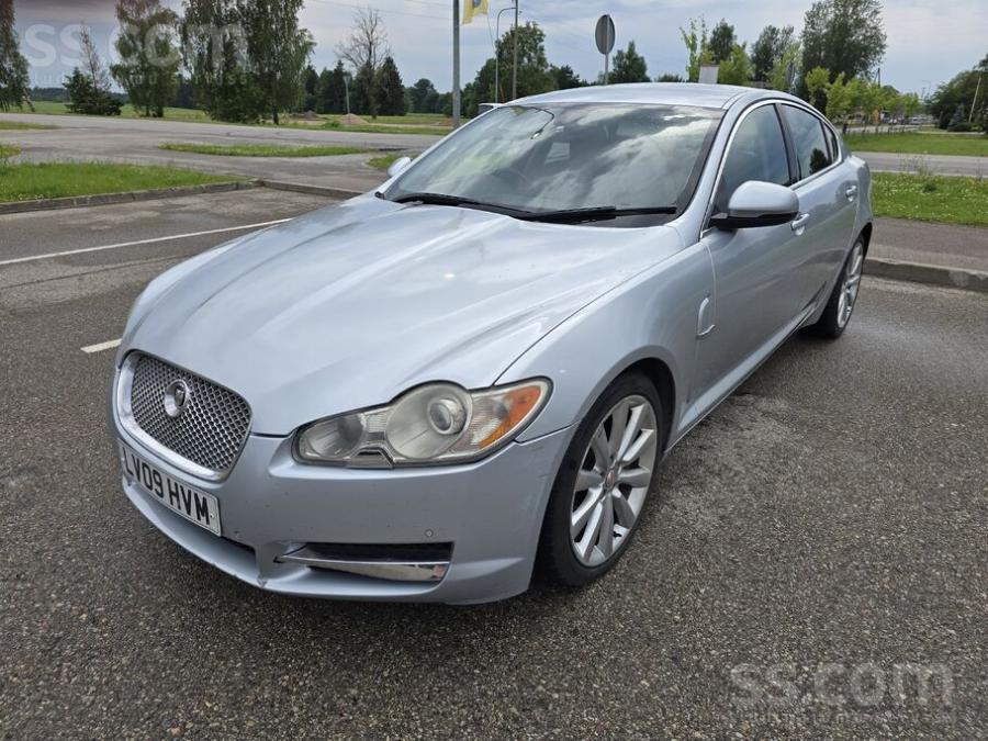 Jaguar XF 2009 in Riga, with an engine capacity of 3.00 L and mileage of 241 thousand km for 2600 €, photo 14 on AUTOMOTO.COM.LV