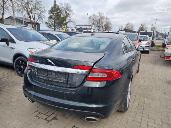 Jaguar XF 2010 Tauragė, ar dzinēja tilpumu 3.00 L un nobraukumu 225 tūkst. km par 3100 €, foto 7 vietnē AUTOMOTO.COM.LV