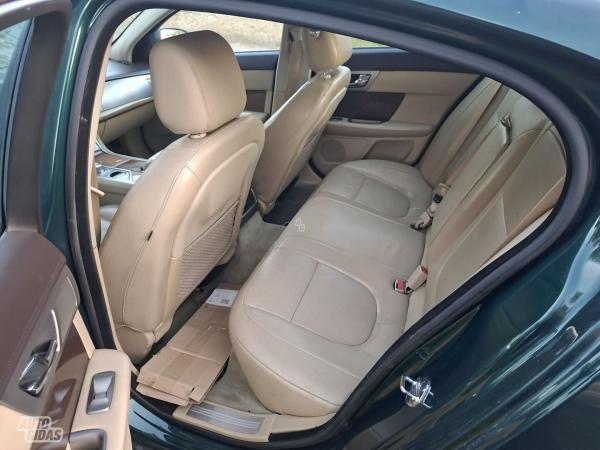 Jaguar XF 2010 Klaipėda, ar dzinēja tilpumu 3.00 L un nobraukumu 300 tūkst. km par 1000 €, foto 7 vietnē AUTOMOTO.COM.LV