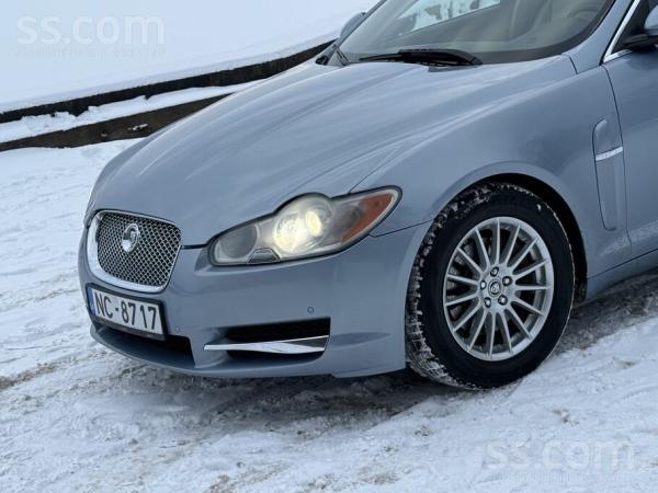 Jaguar XF 2011 Jūrmala, ar dzinēja tilpumu 3.00 L un nobraukumu 0 tūkst. km par 6950 €, foto 6 vietnē AUTOMOTO.COM.LV