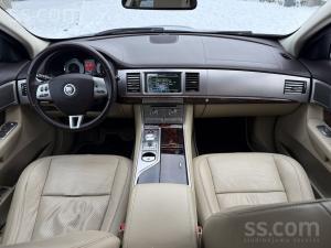 Jaguar XF 2011 Jūrmala, ar dzinēja tilpumu 3.00 L un nobraukumu 0 tūkst. km par 6950 €, foto 23 vietnē AUTOMOTO.COM.LV