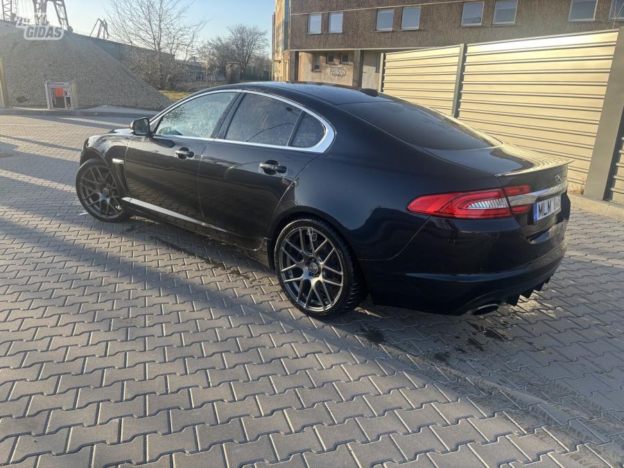 Jaguar XF 2011 in Klaipeda, with an engine capacity of 3.00 L and mileage of 318 thousand km for 4499 €, photo 4 on AUTOMOTO.COM.LV