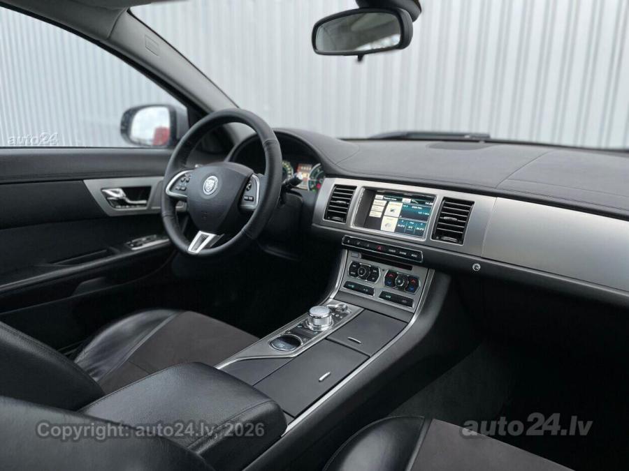 Jaguar XF 2012 in Tallinn, with an engine capacity of 3.00 L and mileage of 350 thousand km for 7500 €, photo 7 on AUTOMOTO.COM.LV