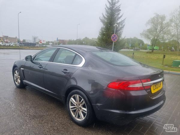 Jaguar XF 2012 Tauragė, ar dzinēja tilpumu 2.20 L un nobraukumu 104 tūkst. km par 2550 €, foto 4 vietnē AUTOMOTO.COM.LV