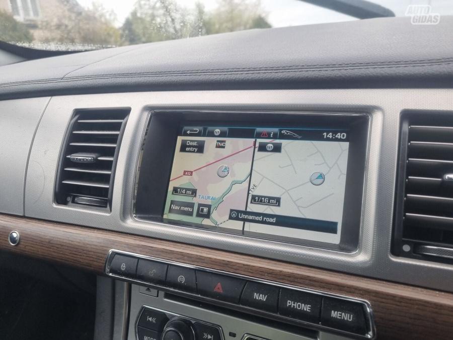 Jaguar XF 2012 in Taurage, with an engine capacity of 2.20 L and mileage of 104 thousand km for 2550 €, photo 17 on AUTOMOTO.COM.LV