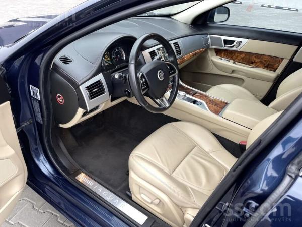 Jaguar XF 2013 Jelgava, ar dzinēja tilpumu 2.20 L un nobraukumu 0 tūkst. km par 6990 €, foto 8 vietnē AUTOMOTO.COM.LV