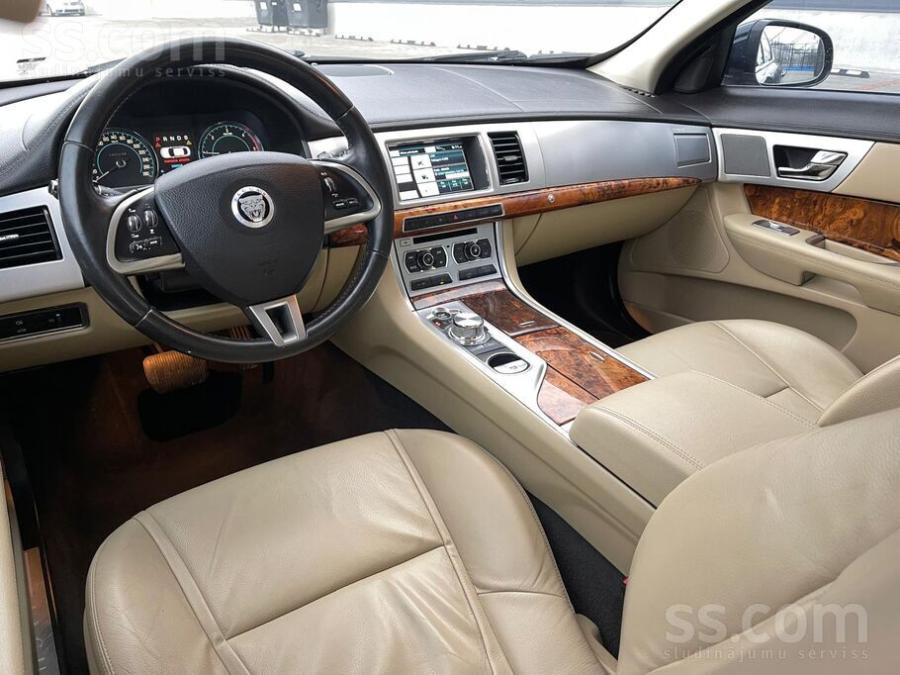 Jaguar XF 2013 Jelgava, ar dzinēja tilpumu 2.20 L un nobraukumu 0 tūkst. km par 7400 €, foto 13 vietnē AUTOMOTO.COM.LV