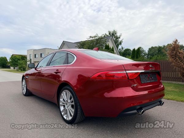 Jaguar XF 2016 Tallina, ar dzinēja tilpumu 3.00 L un nobraukumu 190 tūkst. km par 17400 €, foto 10 vietnē AUTOMOTO.COM.LV