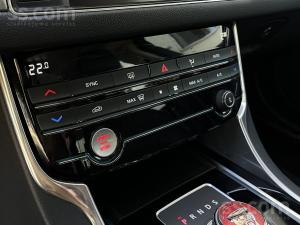 Jaguar XF 2017 Daugavpils, ar dzinēja tilpumu 2.00 L un nobraukumu 0 tūkst. km par 12490 €, foto 14 vietnē AUTOMOTO.COM.LV