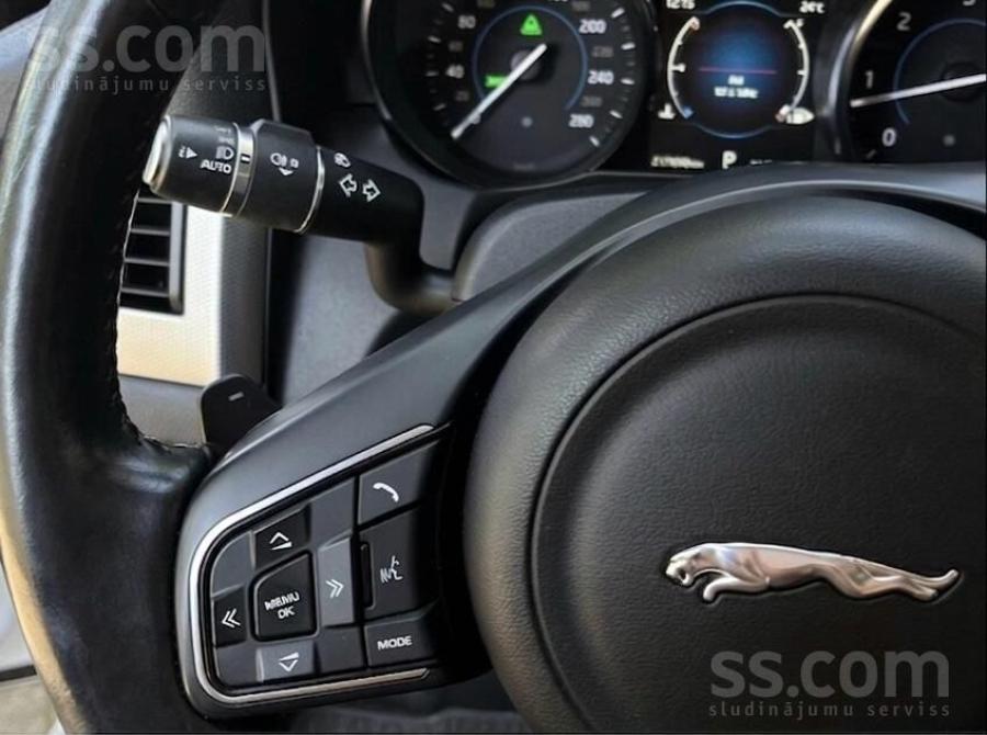 Jaguar XF 2017 Daugavpils, ar dzinēja tilpumu 2.00 L un nobraukumu 0 tūkst. km par 12490 €, foto 17 vietnē AUTOMOTO.COM.LV
