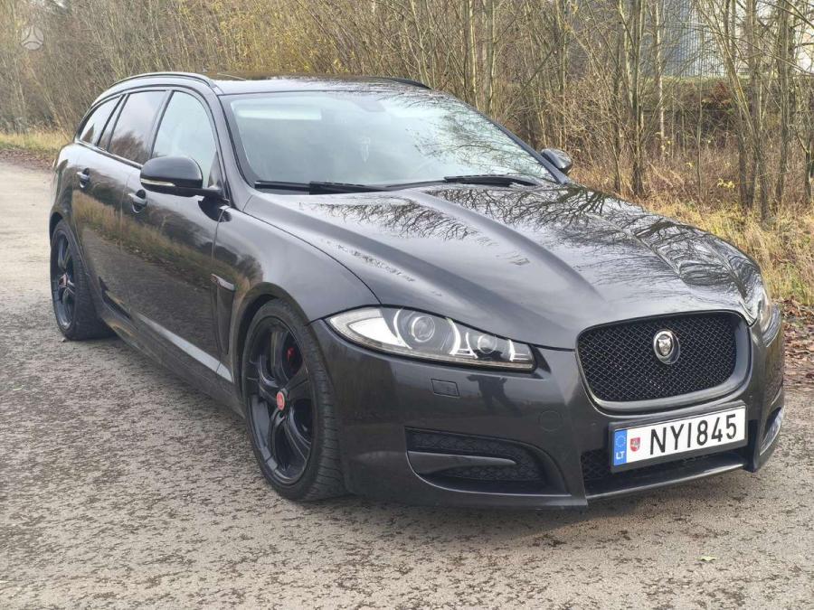 Jaguar XF 2013 in Vilnius, with an engine capacity of 2.18 L and mileage of 259 thousand km for 7599 €, photo 3 on AUTOMOTO.COM.LV