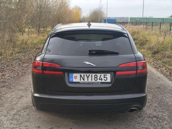 Jaguar XF 2013 in Vilnius, with an engine capacity of 2.18 L and mileage of 259 thousand km for 7599 €, photo 7 on AUTOMOTO.COM.LV