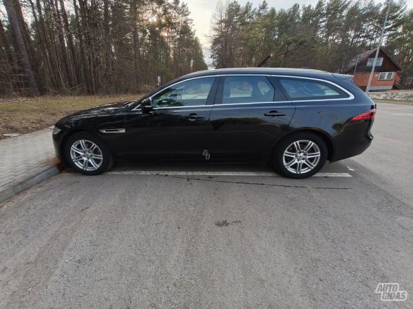 Jaguar XF 2018 in Druskininkai, with an engine capacity of 2.00 L and mileage of 239 thousand km for 11000 €, photo 9 on AUTOMOTO.COM.LV