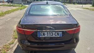 Violet Jaguar XF 2016 in Taurage, with an engine capacity of 2.00 L and mileage of 140 thousand km for 4500 €, photo 7 on AUTOMOTO.COM.LV