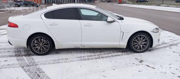 Balts Jaguar XF 2013 Rīga, ar dzinēja tilpumu 2.20 L un nobraukumu 0 tūkst. km par 6500 €, foto 3 vietnē AUTOMOTO.COM.LV