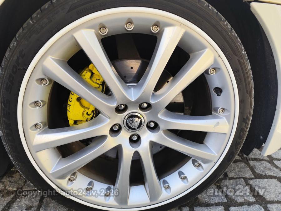 Balts Jaguar XF 2008 Tallina, ar dzinēja tilpumu 2.70 L un nobraukumu 321 tūkst. km par 7200 €, foto 10 vietnē AUTOMOTO.COM.LV