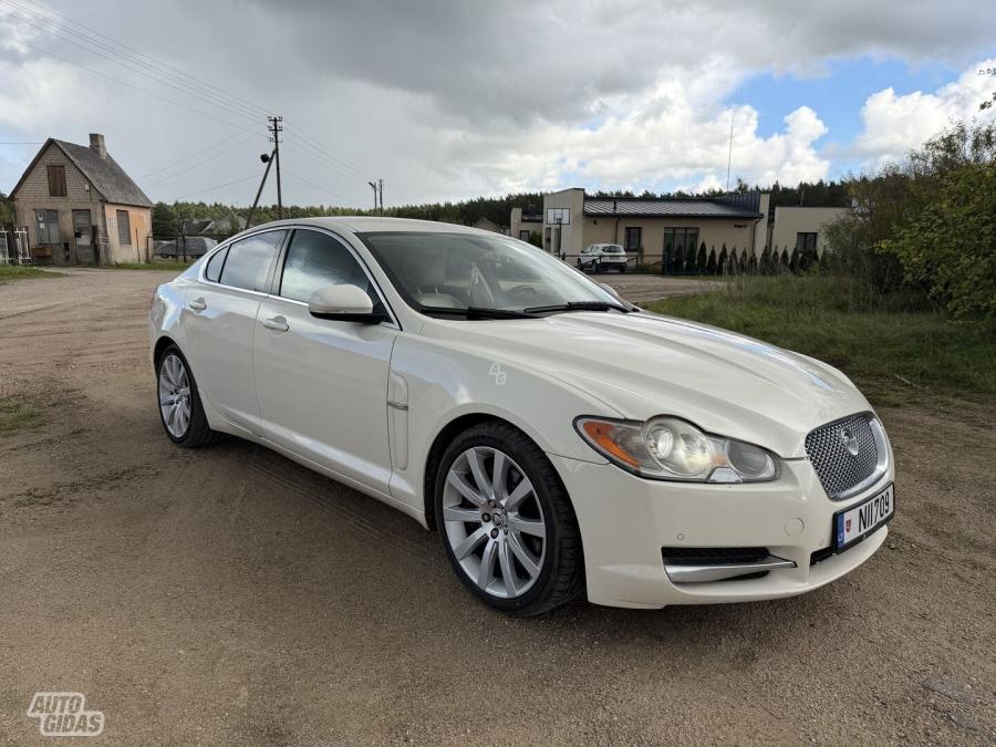 Balts Jaguar XF 2010 Ukmergė, ar dzinēja tilpumu 3.00 L un nobraukumu 212 tūkst. km par 4300 €, foto 4 vietnē AUTOMOTO.COM.LV
