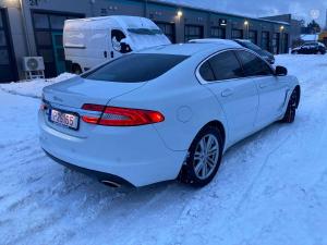 Balts Jaguar XF 2012 Viļņa, ar dzinēja tilpumu 2.20 L un nobraukumu 200 tūkst. km par 5000 €, foto 4 vietnē AUTOMOTO.COM.LV